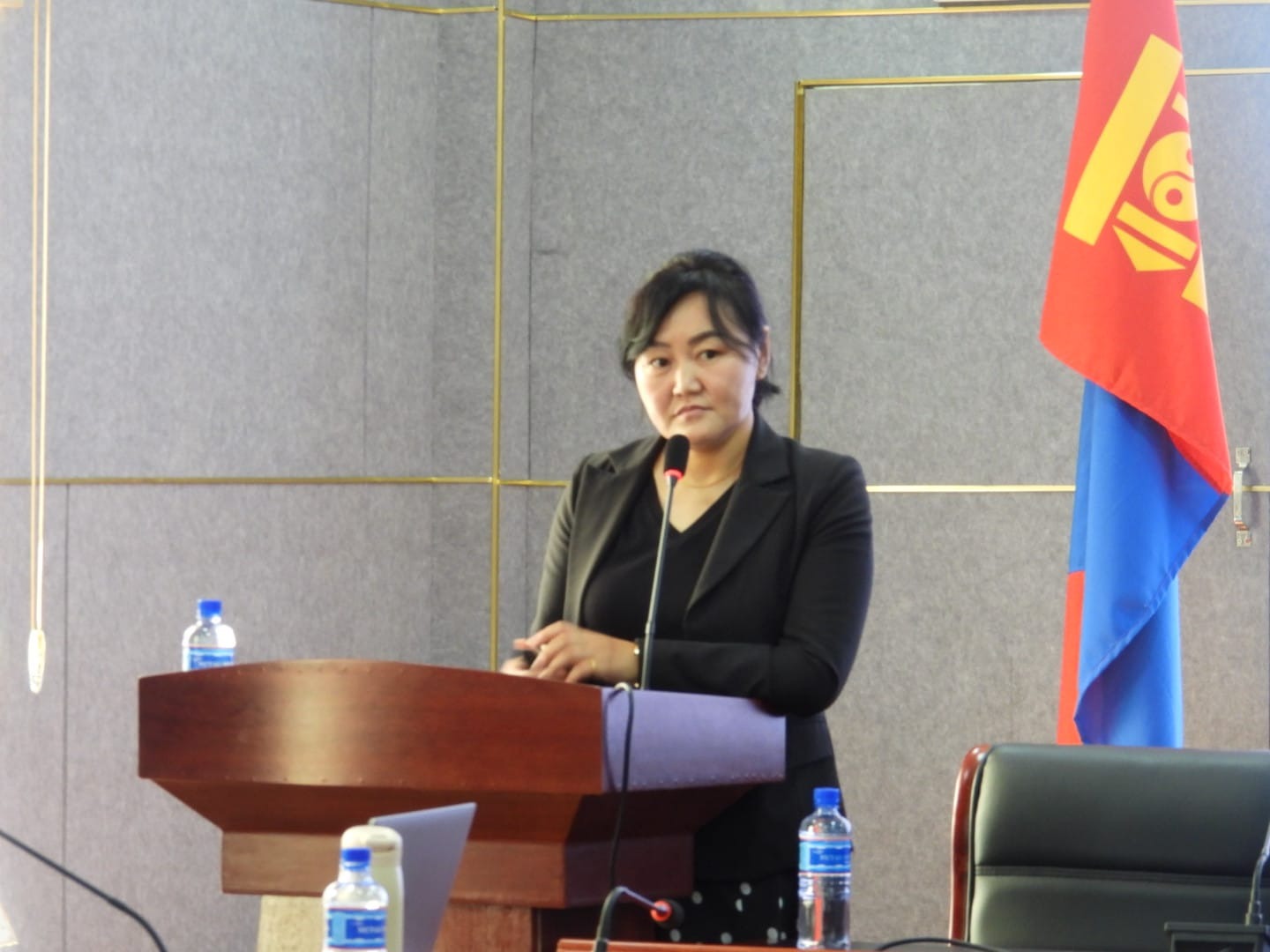 ХАМТАРСАН БАГИЙН ГИШҮҮДИЙГ ЧАДАВХИЖУУЛАХ СУРГАЛТ 2 ДОХ ӨДРӨӨ ҮРГЭЛЖИЛЖ